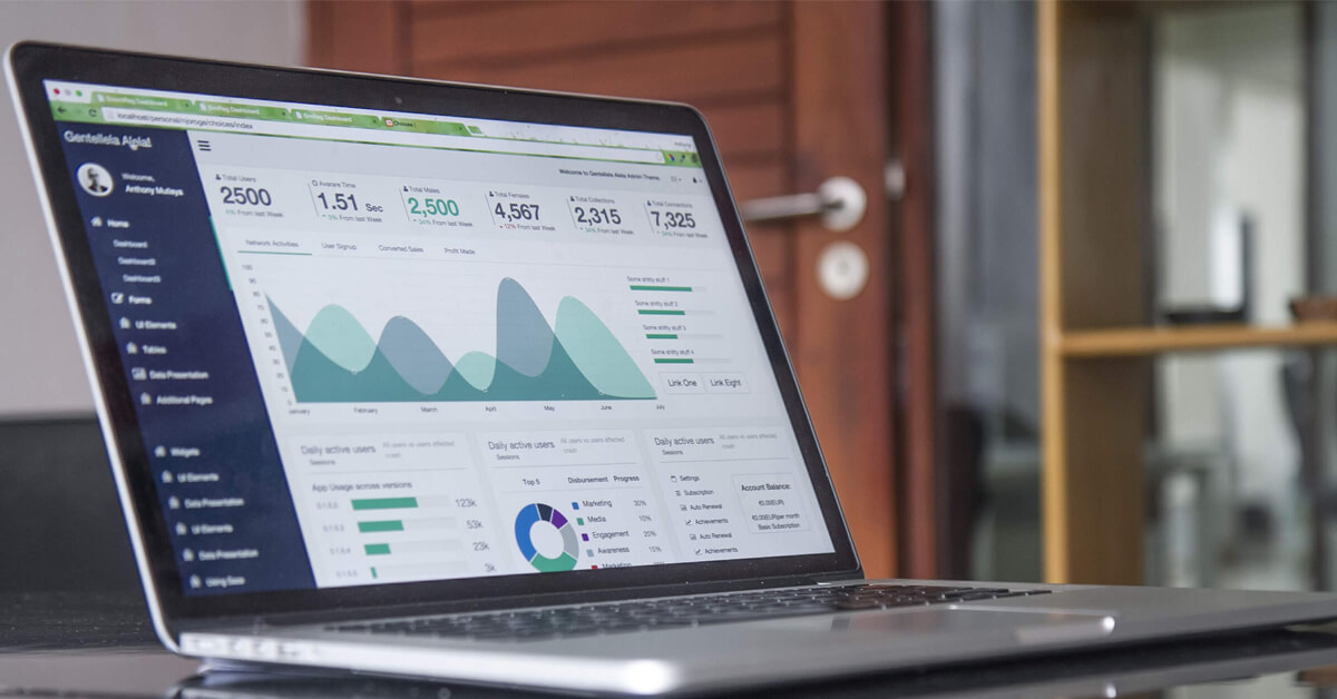 Founder and Lightning - launch your tech start-up.
